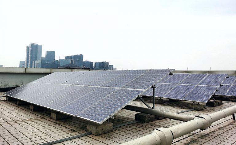 Solar Panels on a Flat Roof (7 Ways to Improve Performance) - Cornwall ...