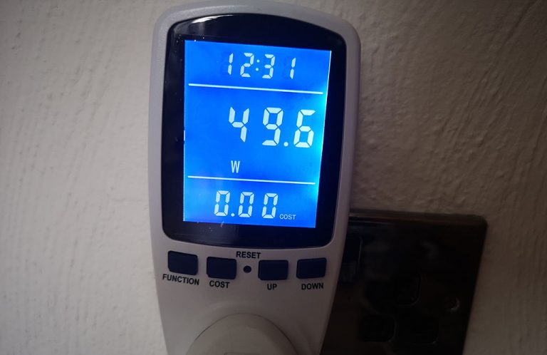 How Many Watts Does a Box Fan Use? (Power Consumption Test) - Cornwall ...