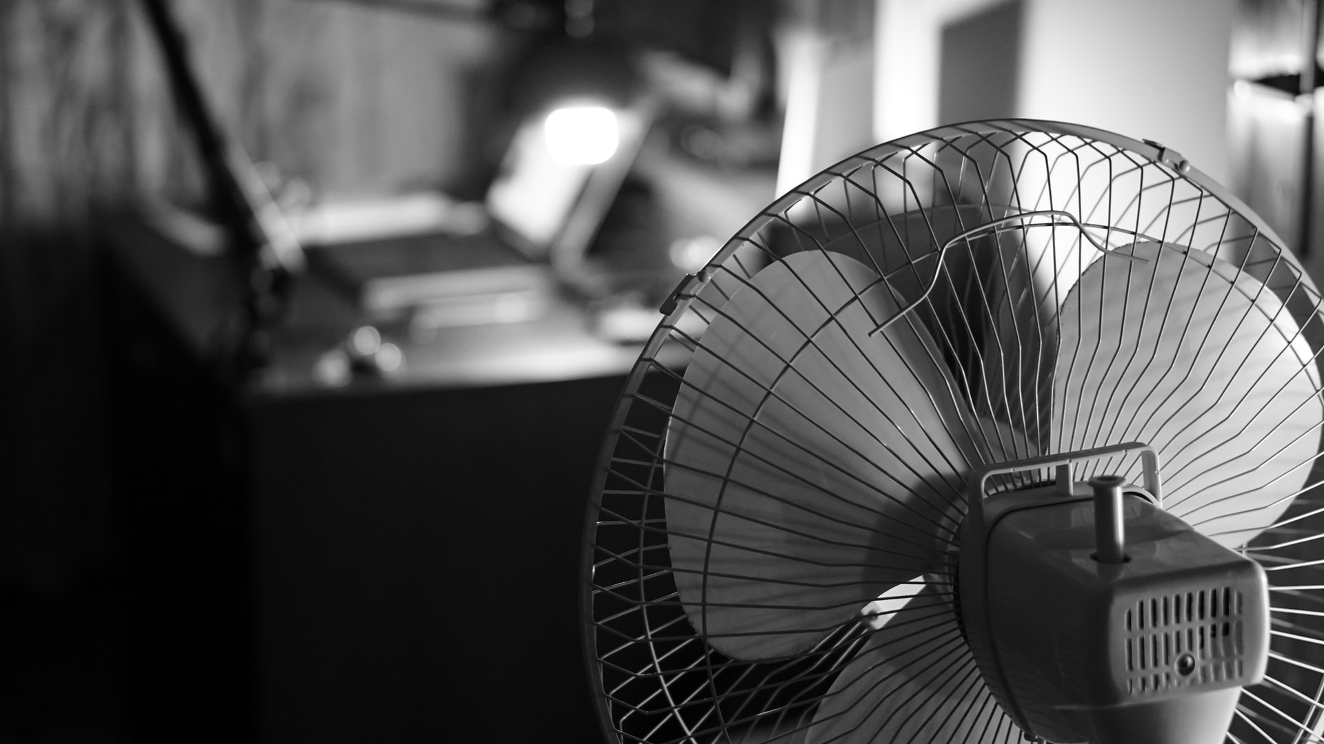 How Many Watts Does a Fan Use? (Power Consumption Test) - Cornwall ...